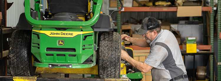 Mid-Size & Large Lawn Mower Service Programs | Hutson Inc