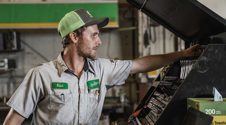 Service Career Path | Hutson Inc